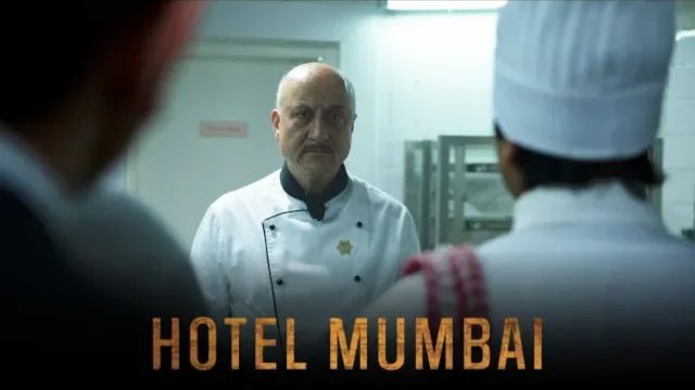 New Hotel Mumbai Clips:Chef Hemant Oberoi Tries to Save the Guests