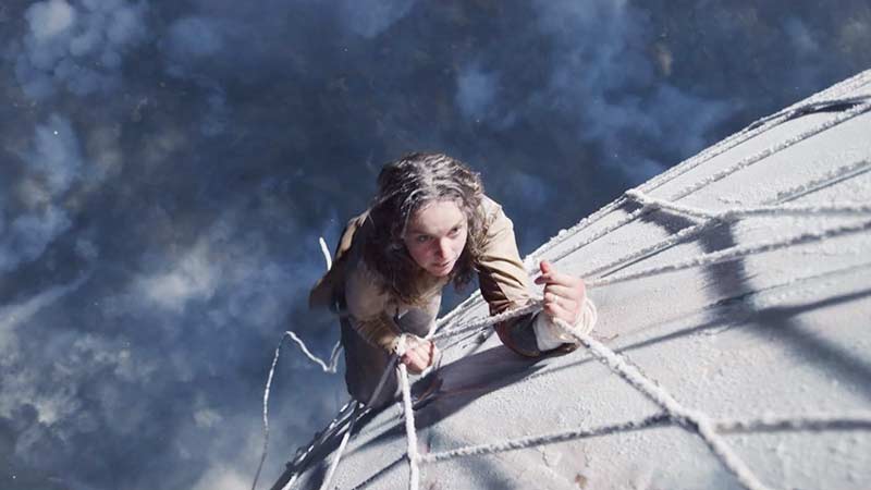 New The Aeronauts Trailer: The Ascent Becomes a Fight for Survival