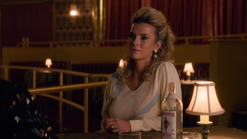 Betty Gilpin Joins Sarah Paulson in Impeachment: American Crime Story
