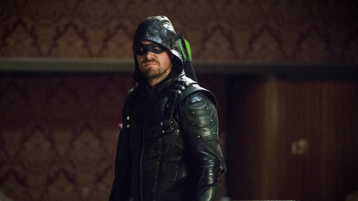 Canceled Arrow Spin-off Gets Details, Could’ve Seen Smallville ...