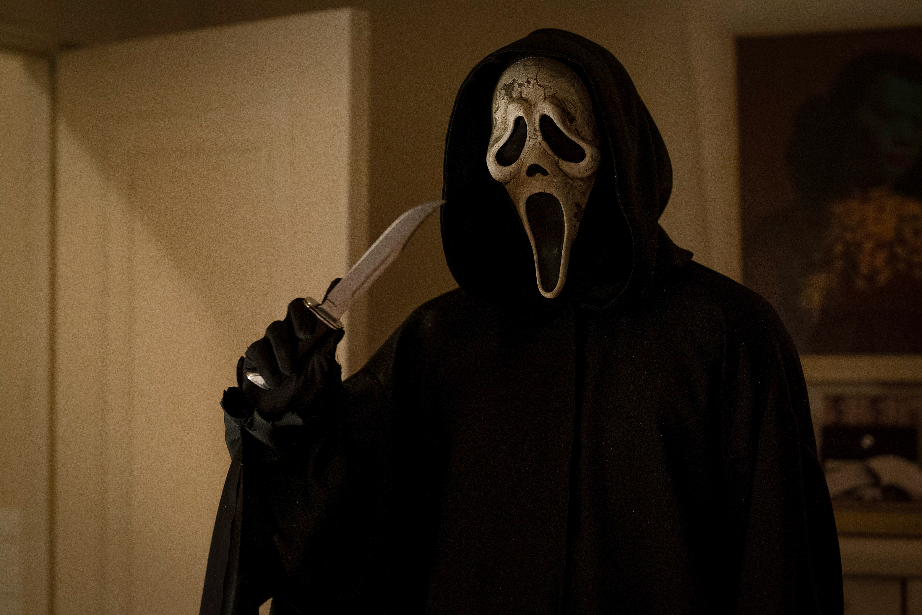 Scream VI Images Preview Returning Cast, Sinister Ghostface
