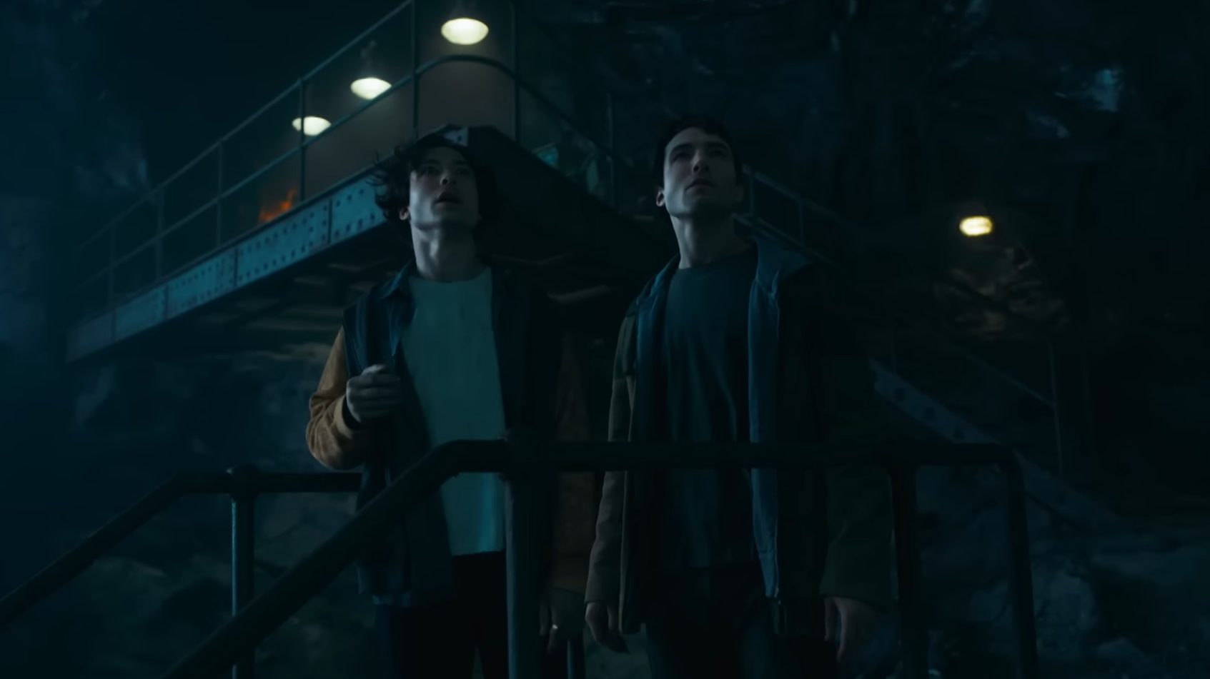 New Clip from The Flash's The Runaway Dinosaur