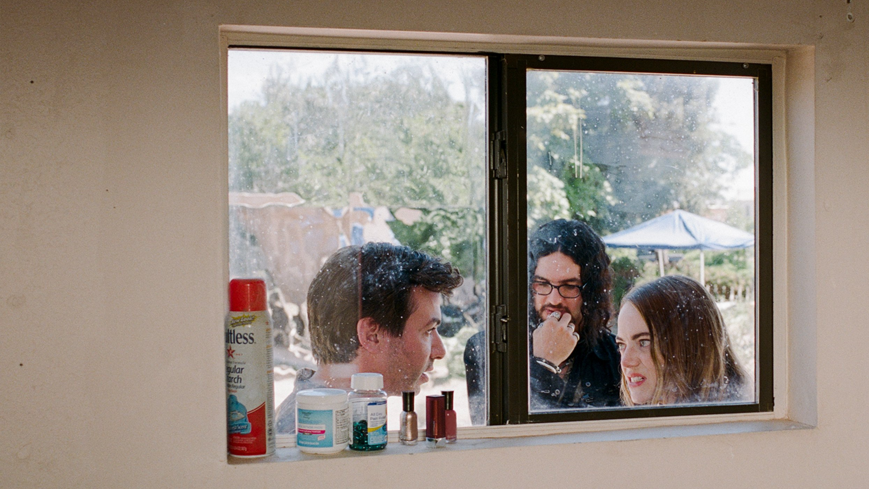 The Curse First Image Features the Emma Stone, Nathan Fielder, and ...