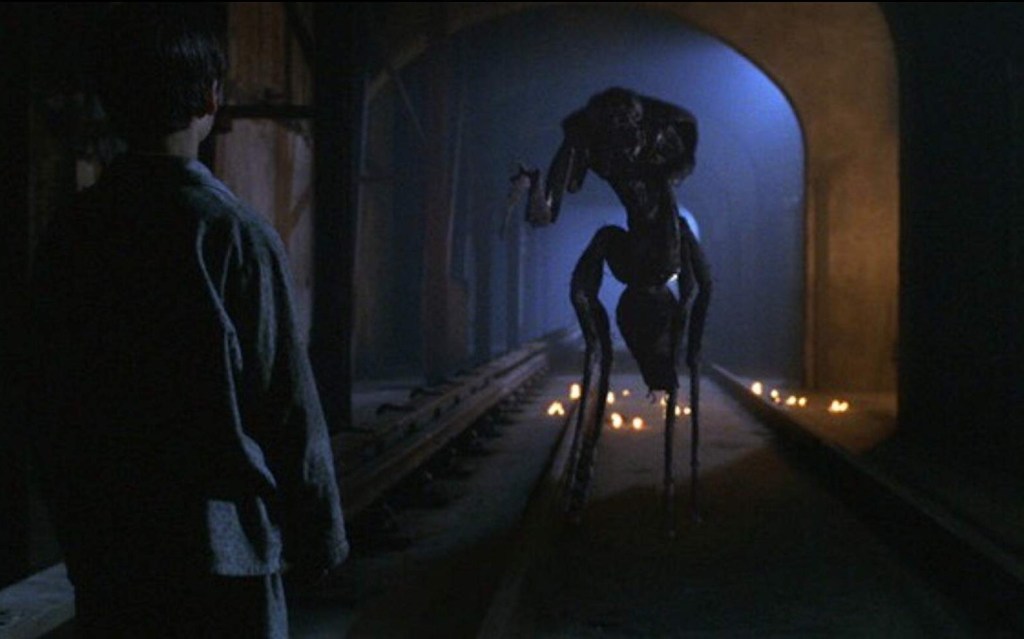 Mimic: Guillermo Del Toro's Western Debut Was a Nightmare For the Now ...