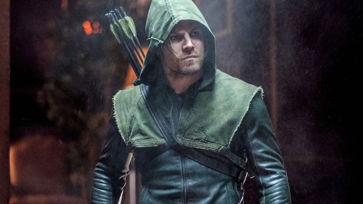 New Arrow Photos Tease Episode 4.07 of the Hit Series