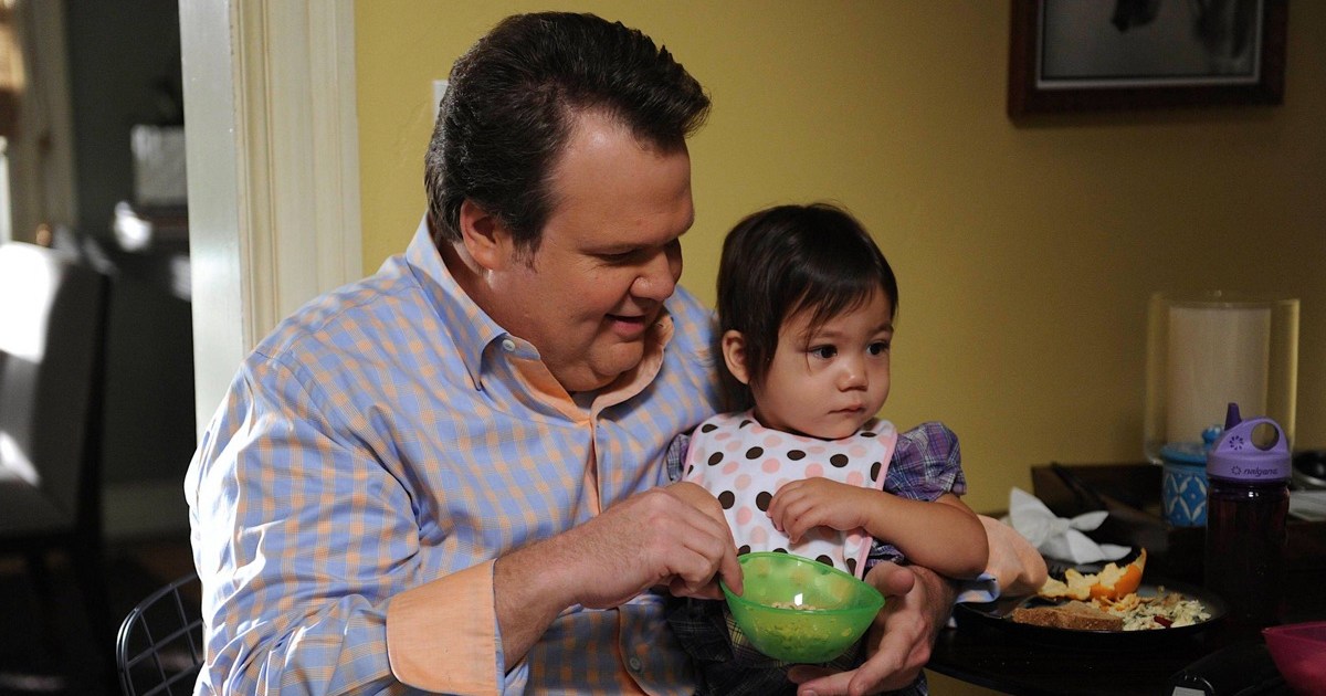 Modern Family Season 2: Where to Watch & Stream Online