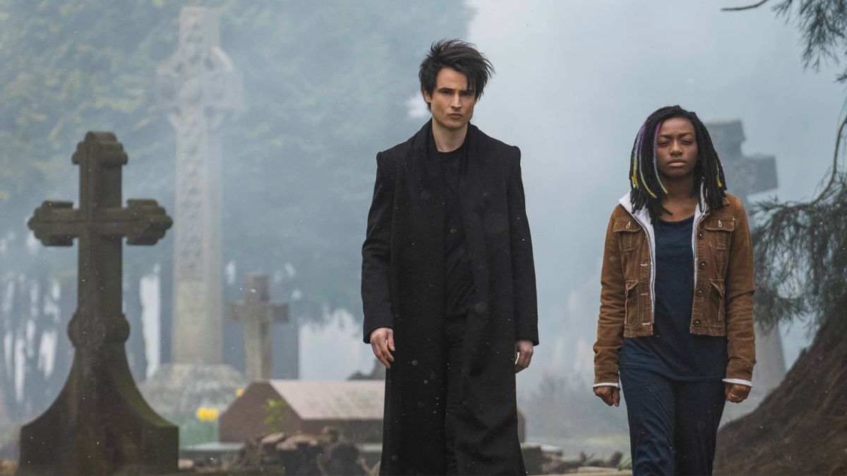 Neil Gaiman Promises Netflix Sandman Series Will Remain Faithful To Comics