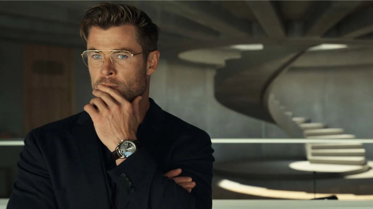 Is Chris Hemsworth on Social Media? Instagram, X (Twitter), Facebook ...