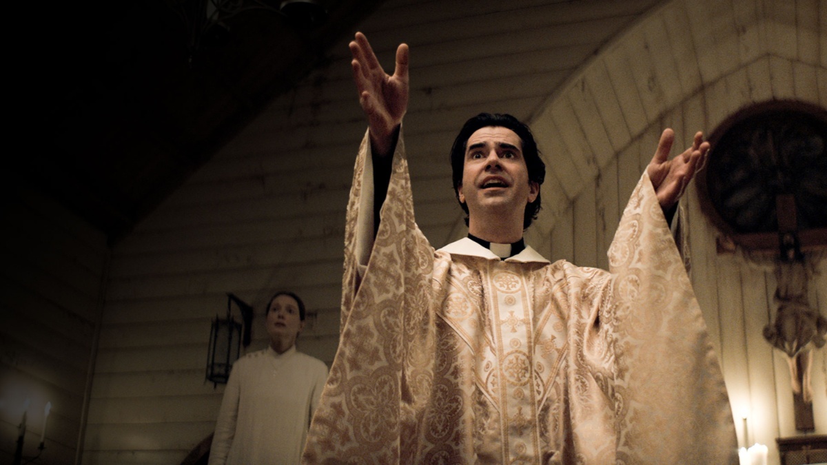 Midnight Mass Streaming: Watch & Stream Online via Netflix