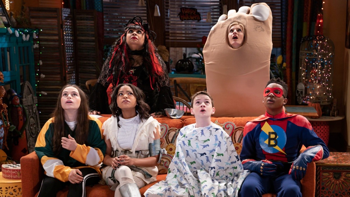 Raven's Home Trailer: A First Look at the New Spinoff
