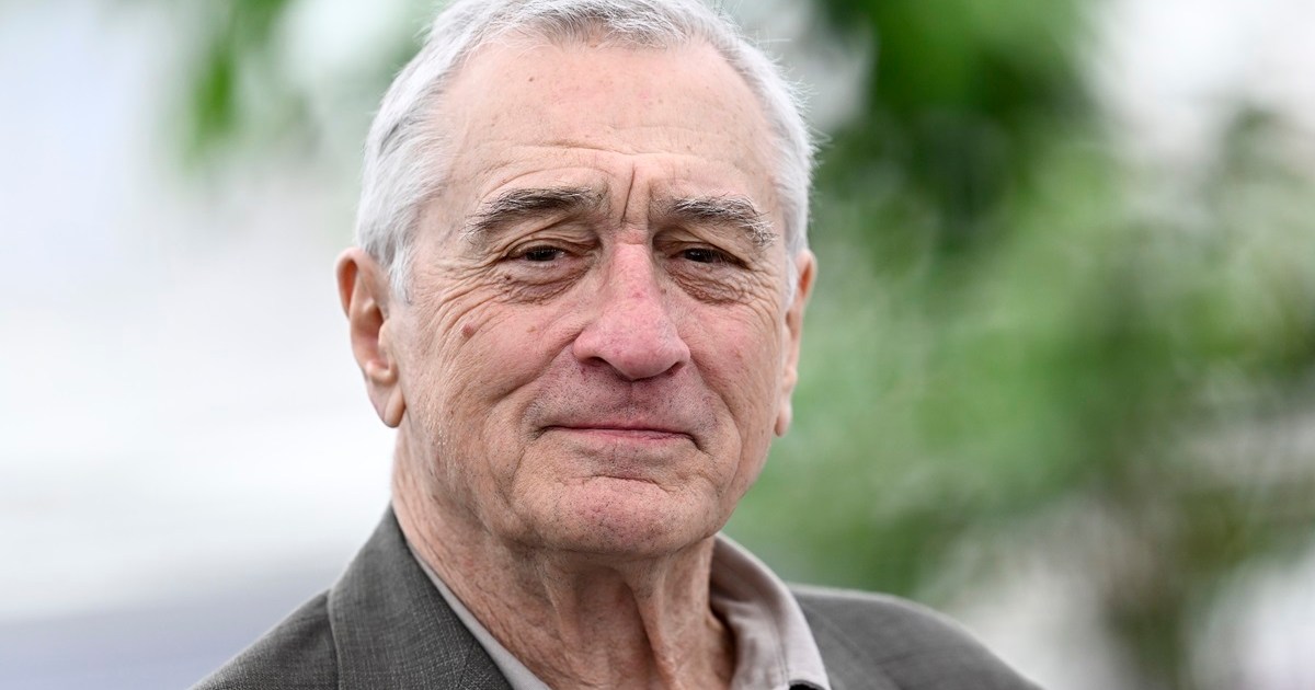 Robert De Niro Mob Drama Changes Name, Sets Release Date