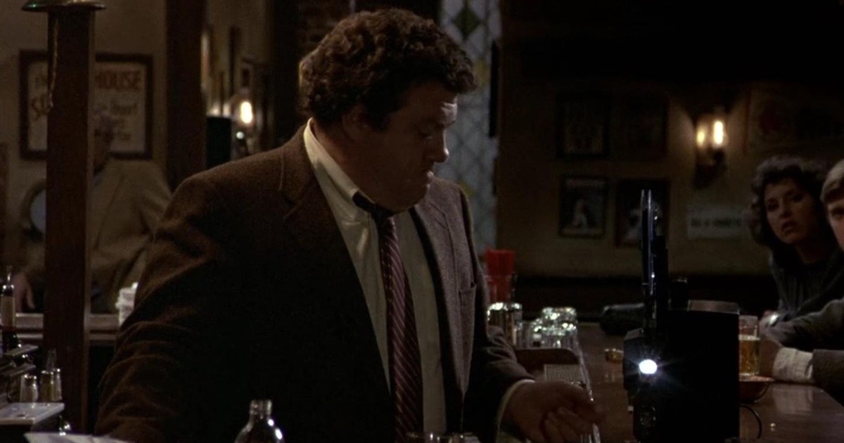 Cheers Season 5 Streaming: Watch & Stream Online via Paramount Plus