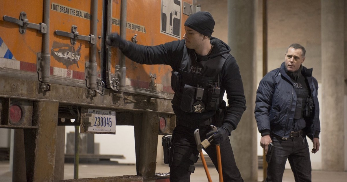 Chicago P.D. Season 1 Streaming: Watch & Stream Online via Peacock