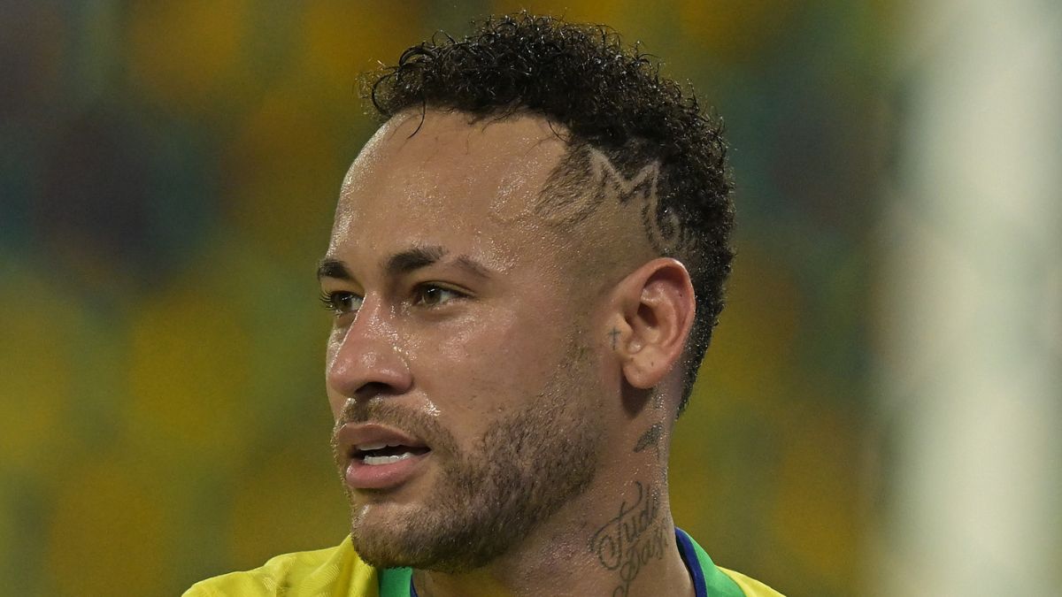 Soccer Documentaries on Netflix: Neymar: The Perfect Chaos, Pelé & More
