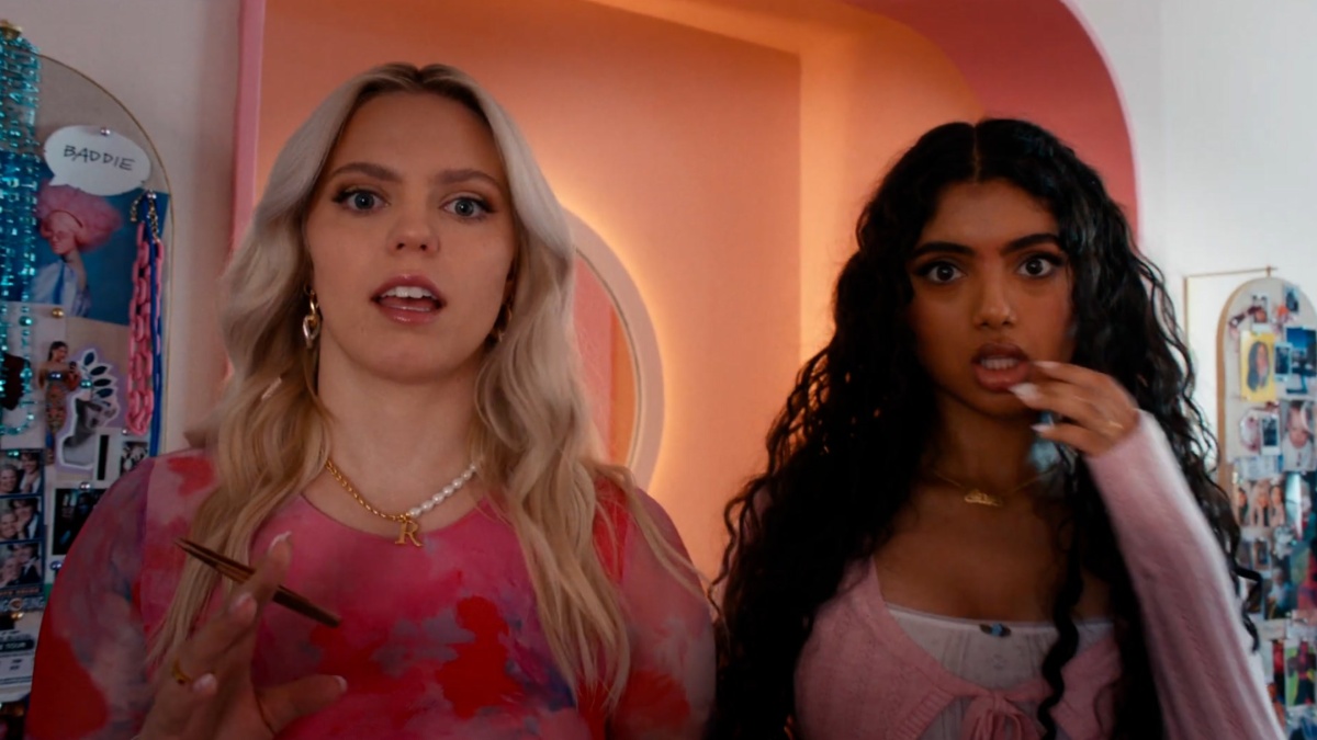 Is Mean Girls (2024) a Remake, Sequel, Prequel, or Spinoff of 2004's ...