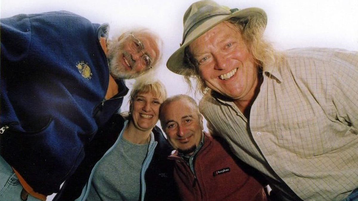 Time Team Season 1 Streaming: Watch & Stream Online via Amazon Prime Video