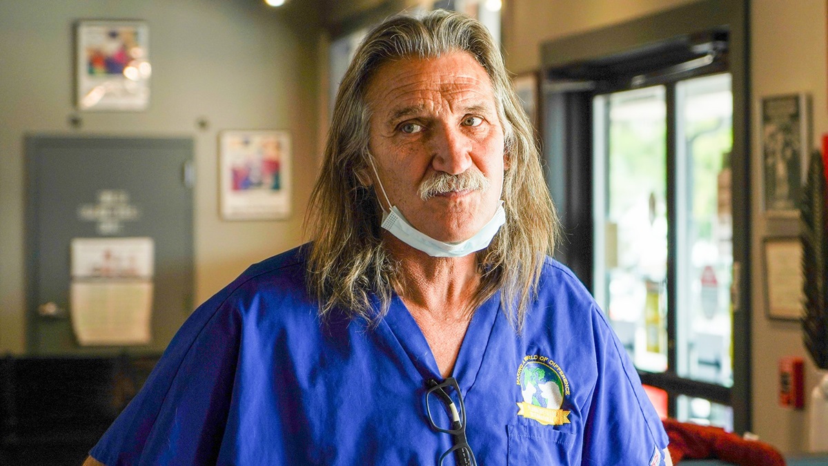 Dr. Jeff: Rocky Mountain Vet Season 5 Streaming: Watch & Stream Online ...