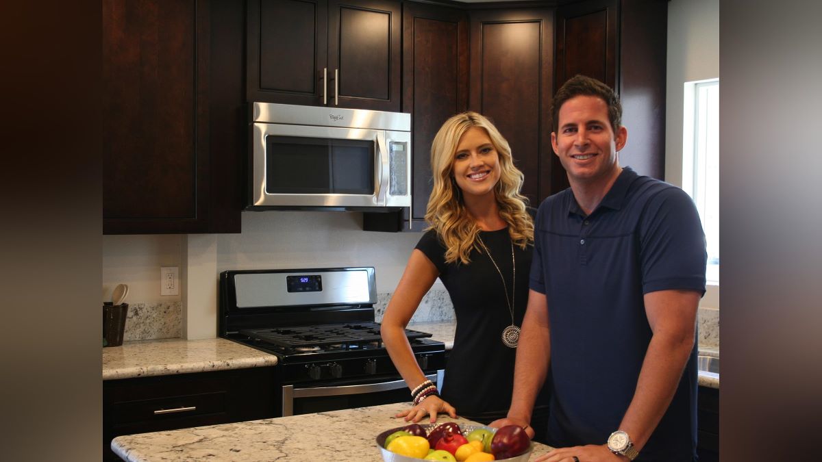 Flip or Flop Season 3 Streaming: Watch & Stream Online via HBO Max