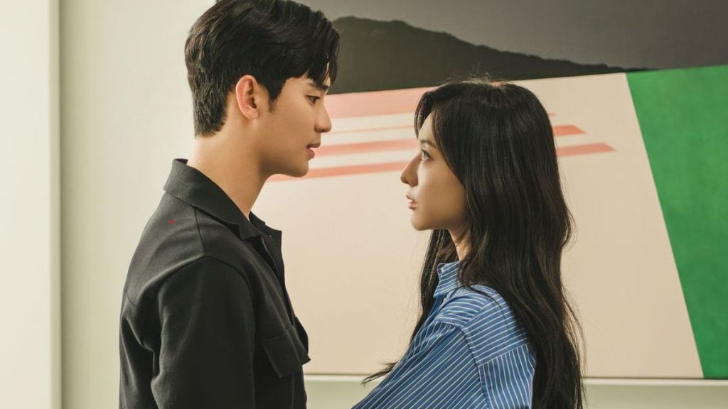 Queen of Tears Posters: Kim Soo-Hyun, Kim Ji-Won Face a Crisis in Their ...