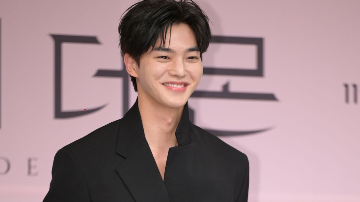 K-Drama Actor Song Kang's Military Enlistment Date Is Only Weeks Away