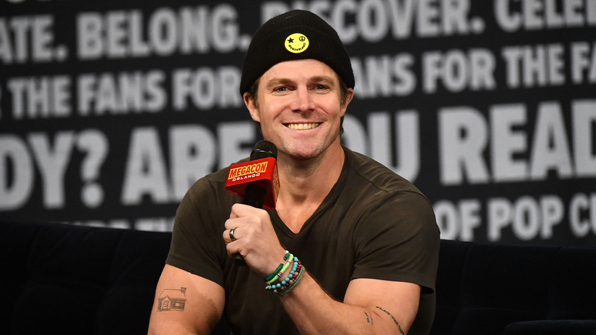 Underbelly: Stephen Amell & More Join Crime Series Cast for Crave