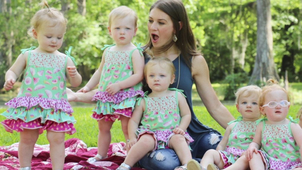 OutDaughtered (2016) Season 6 Streaming: Watch & Stream Online via HBO Max