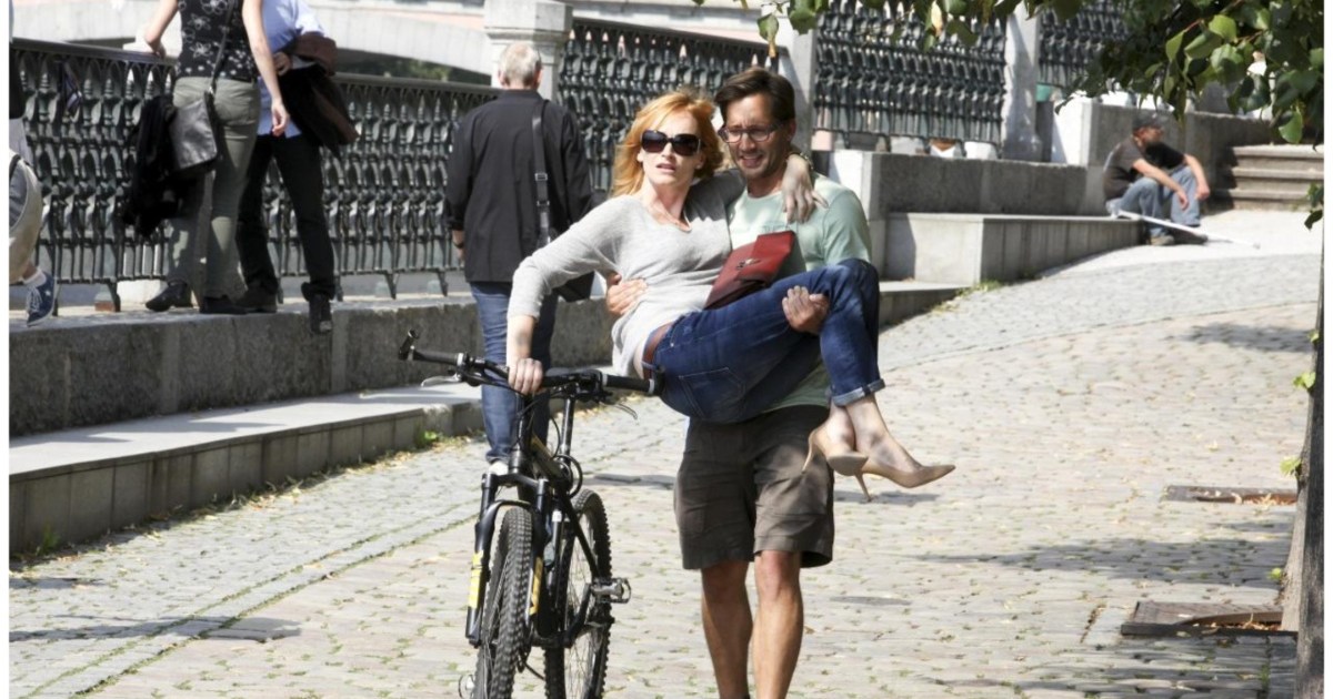 Head Over Heels (2014) Season 1 Streaming: Watch & Stream Online via ...