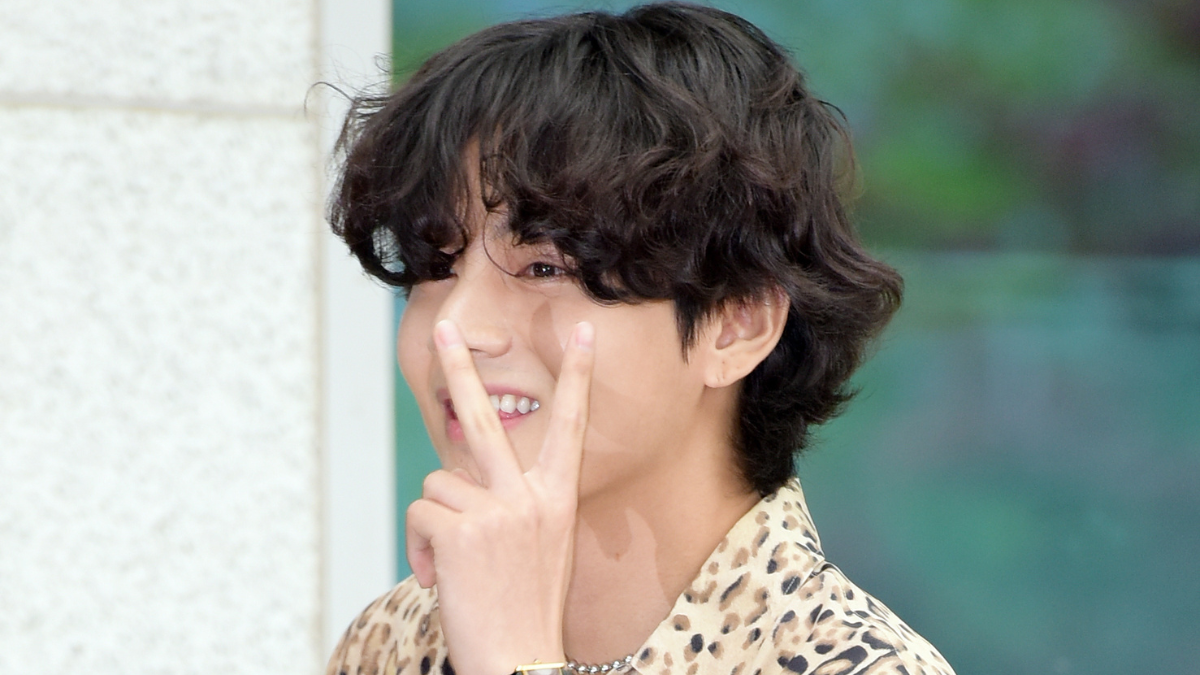 BTS V New Single 'FRI(END)S' Release Date and Time Revealed With a ...