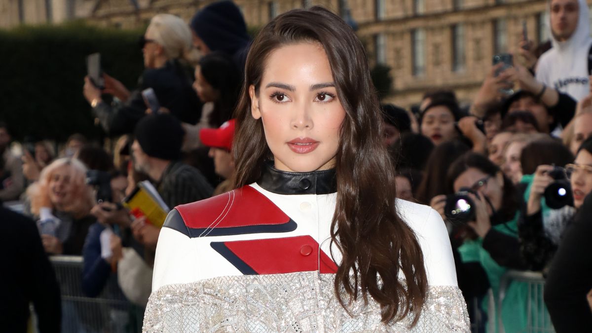 Yaya Urassaya Sperbund Thai Dramas List: The Crown Princess, Bad Romeo ...
