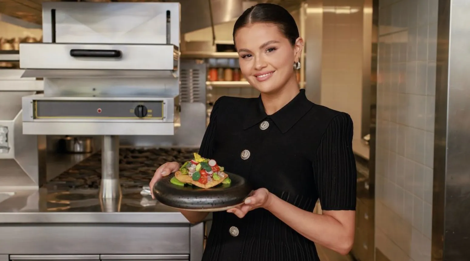 Selena + Restaurant: Selena Gomez Unveils New Cooking Show for the Food ...