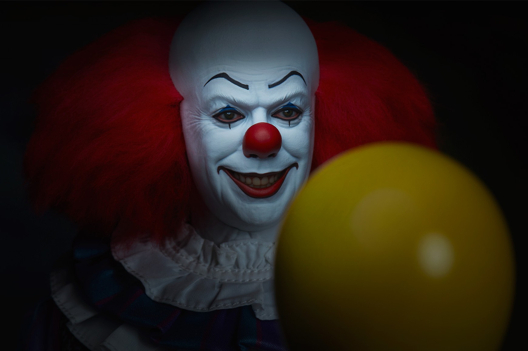 Pennywise the Clown: New Pic from Stephen King's It