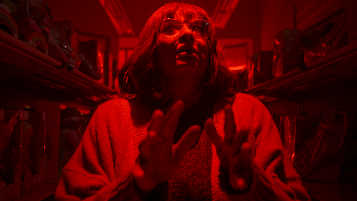 Watch New Movie Trailers, Previews & Behind-the-Scenes Clips