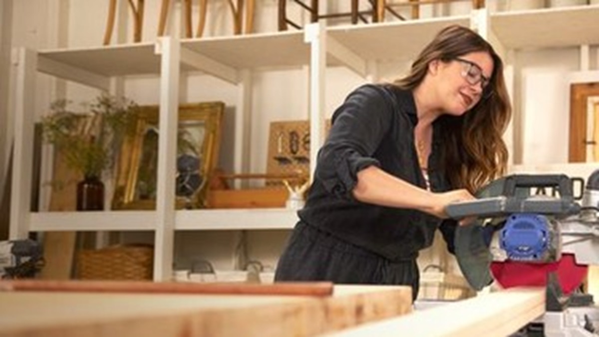 Makeover by Monday (2022) Season 2 Streaming: Watch & Stream Online via ...