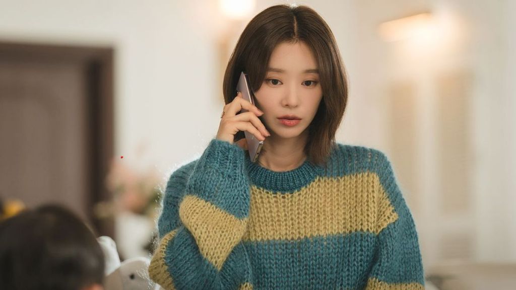 Queen of Tears Actress Lee Joo-Bin K-Dramas List: Money Heist: Korea ...