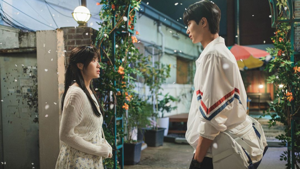 Lovely Runner Tops Viki Viewership Ratings in Over 130 Regions