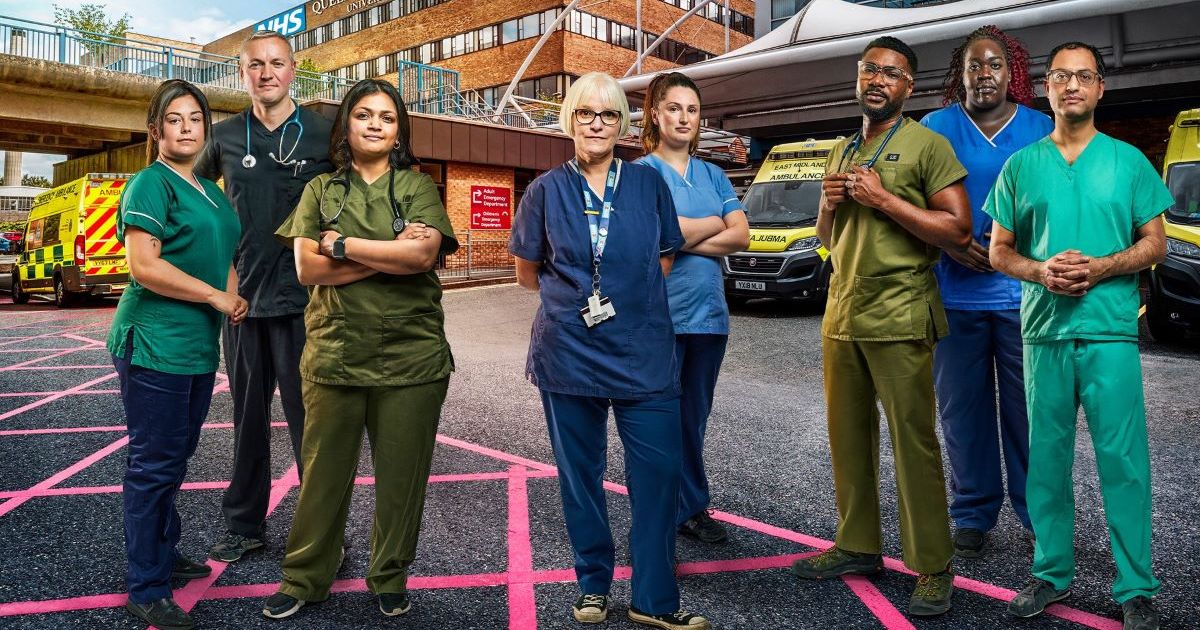 24 Hours in A&E Season 6 Streaming: Watch & Stream Online via Amazon ...