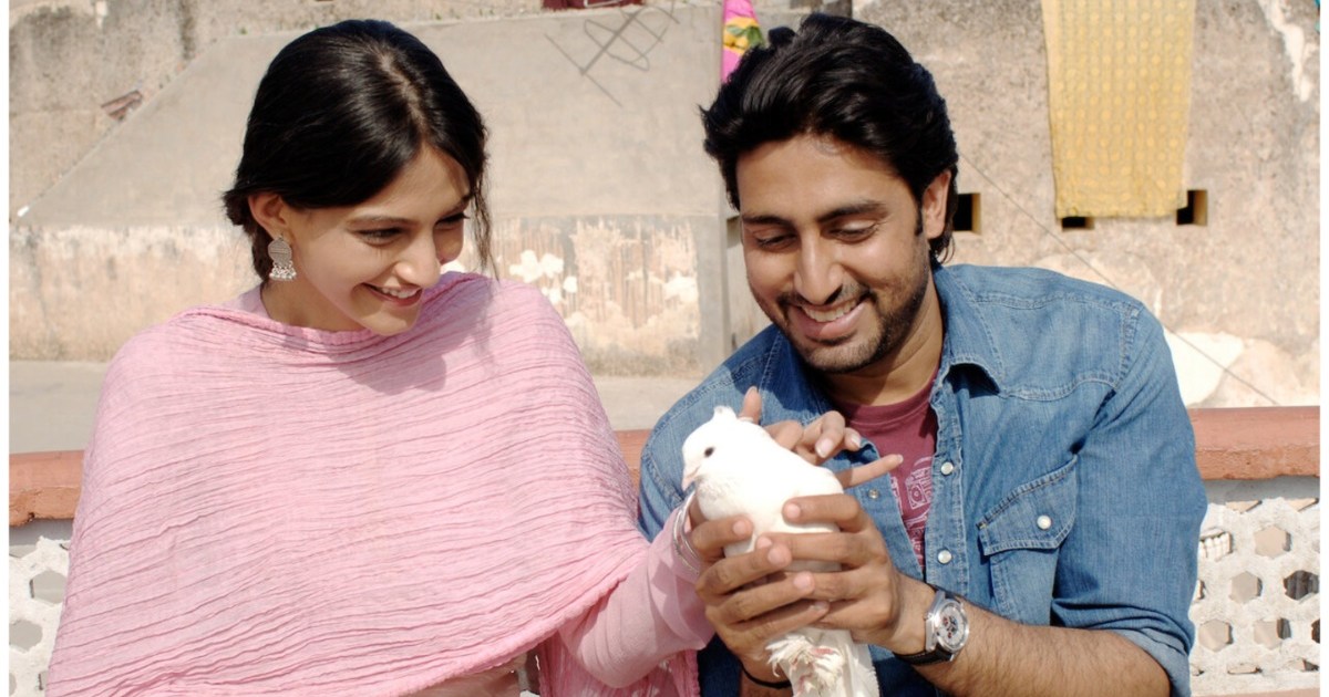 Delhi-6 Streaming: Watch & Stream Online via Netflix