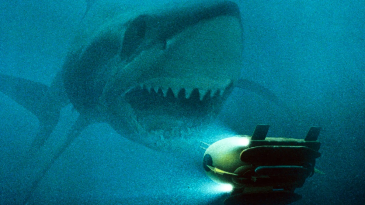 Shark Attack 3: Megalodon Streaming: Watch & Stream Online via Amazon ...