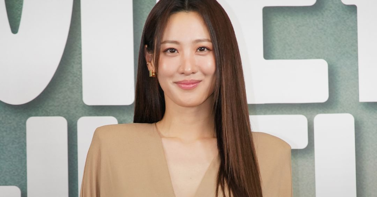 Actor Claudia Kim On Her Transformation For The Atypical Family: 'I ...