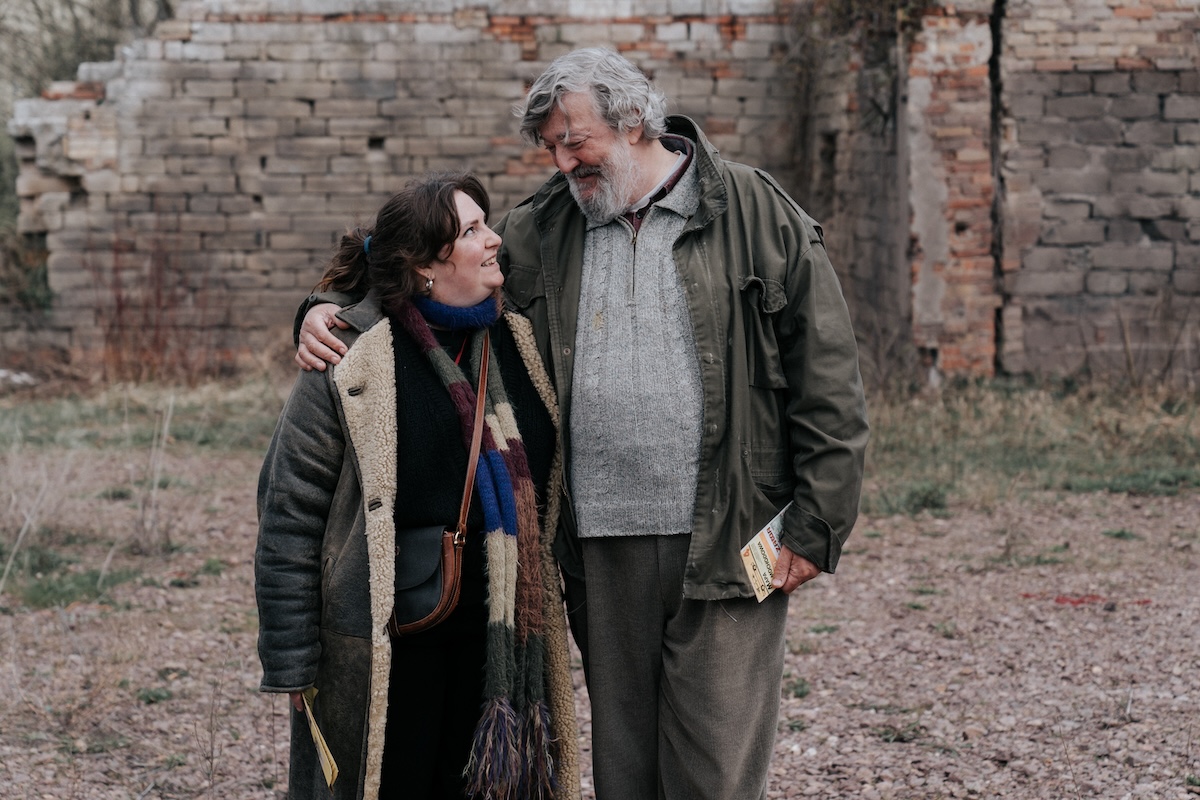 Treasure Trailer Previews Road Trip Dramedy Starring Lena Dunham