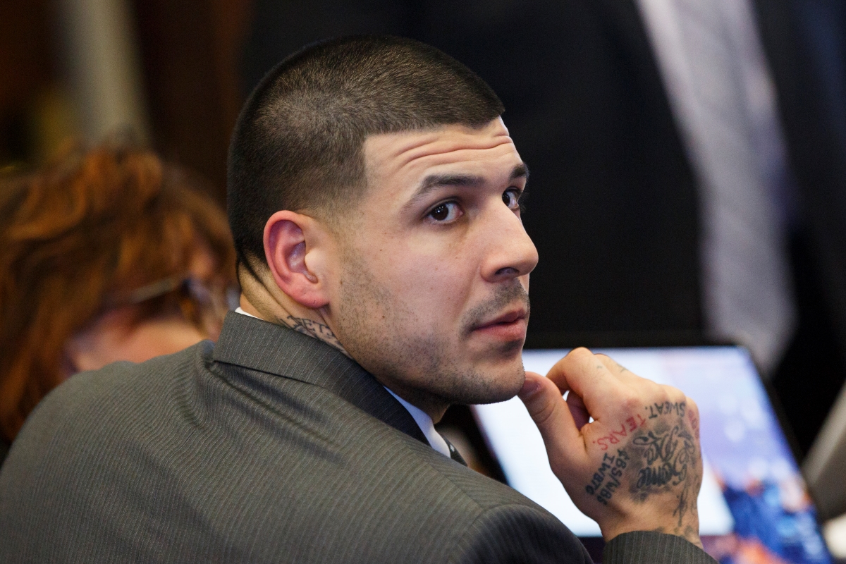 American Sports Story: Aaron Hernandez Release Date Set for Ryan Murphy ...