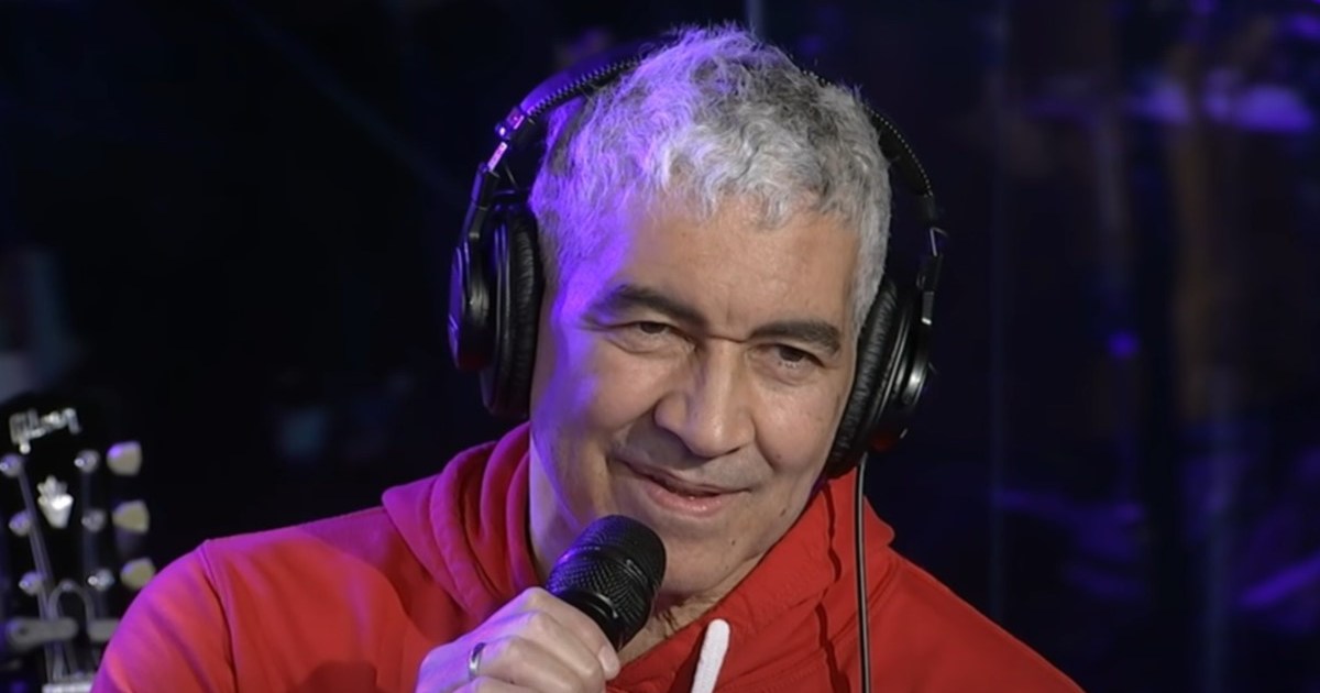 Why Did Pat Smear Quit Foo Fighters? 1997 Exit Explained