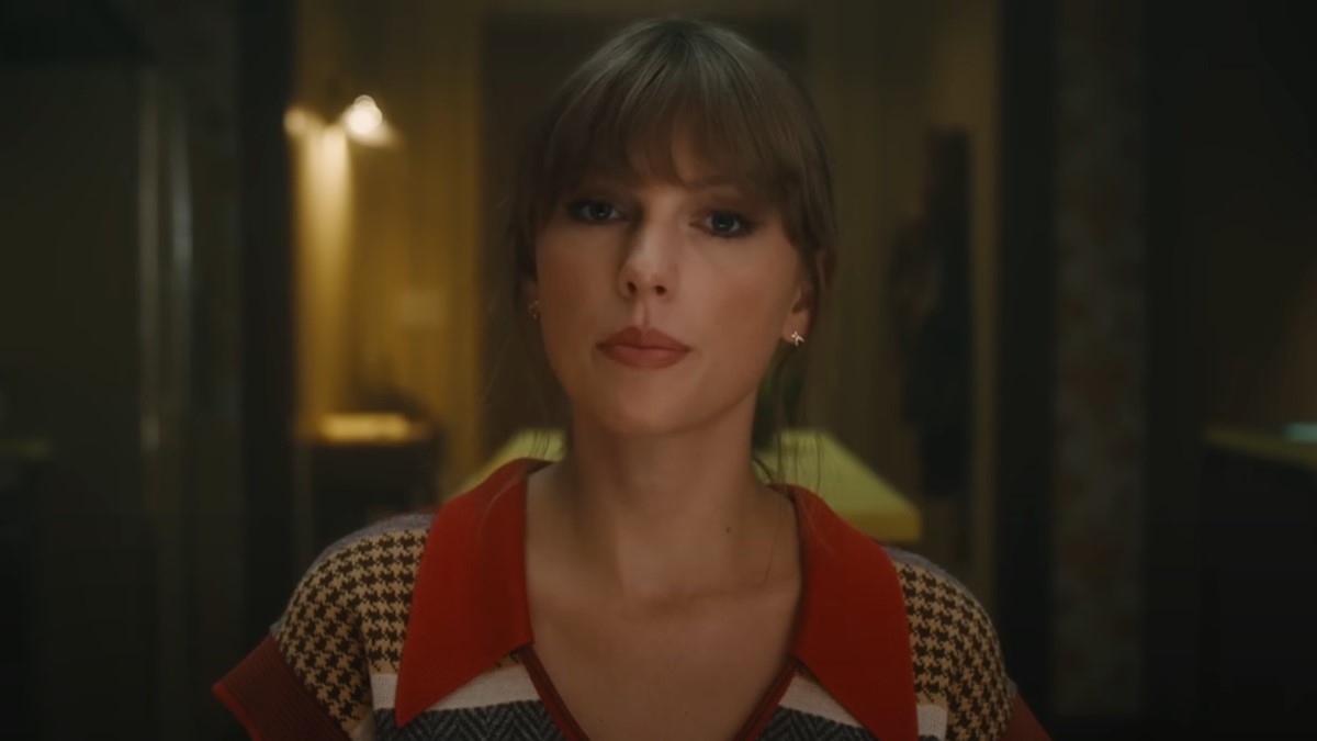 What Is Taylor Swift's Lavender Cocktail? New US Eras Tour Addition ...