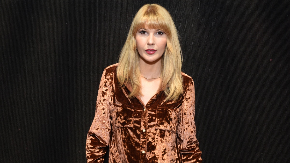 Who Is Taylor Swift-Lookalike Ashley Leechin?