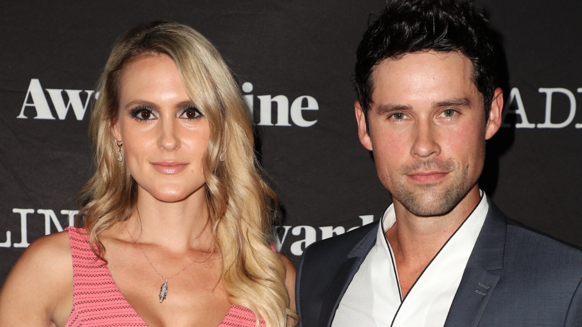 Who Is Benjamin Hollingsworth's Wife? Nila Myers' Job & Relationship ...