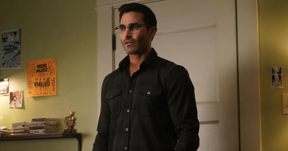 Why Did Clark Reveal His Secret Identity in Superman & Lois Season 4?