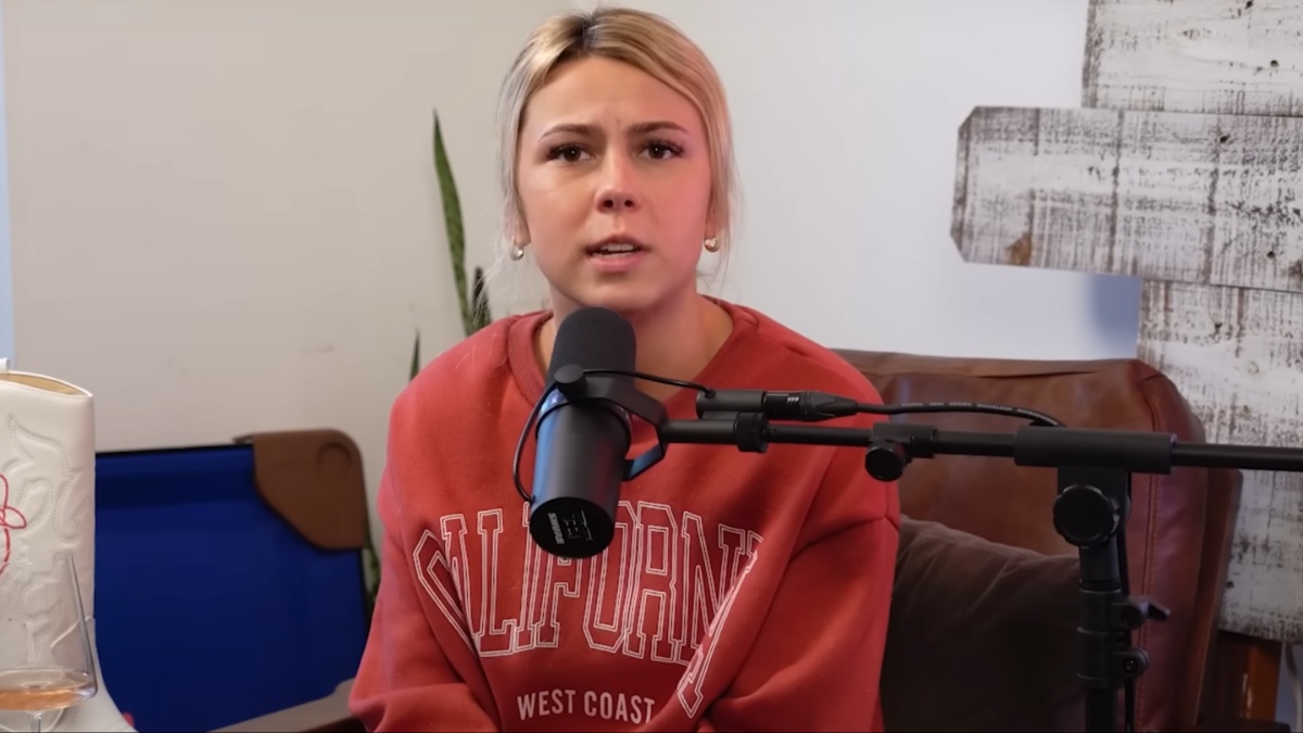 Hailey Welch Releases Statement After Meme Coin Fiasco