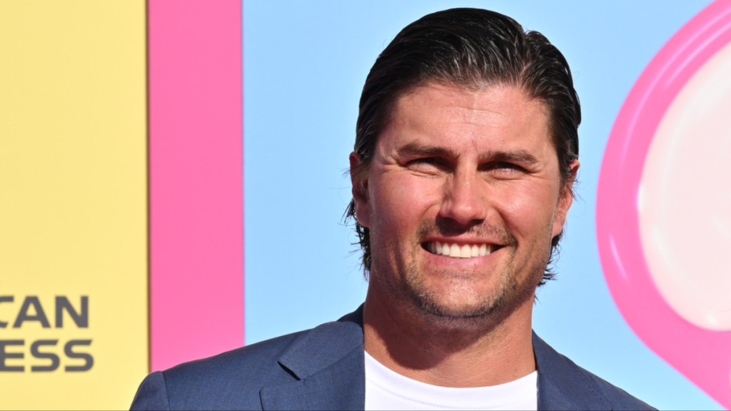 Josh Hall Introduces New Girlfriend Stephanie Gabrys Amid Christina ...