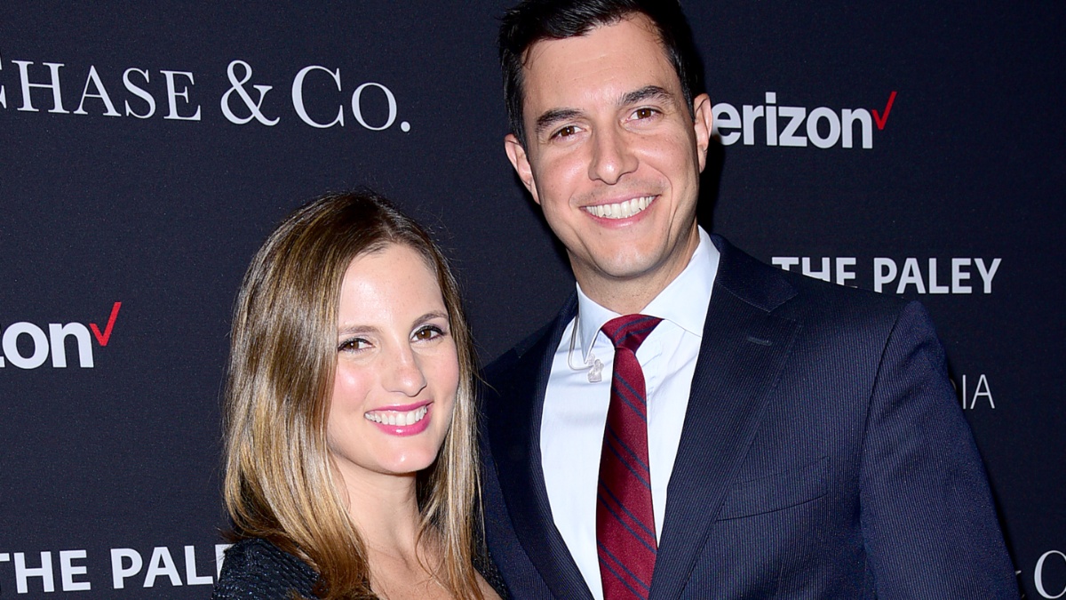 Who Is Tom Llamas' Wife, Jennifer? Relationship, Age, Job, Kids Explained