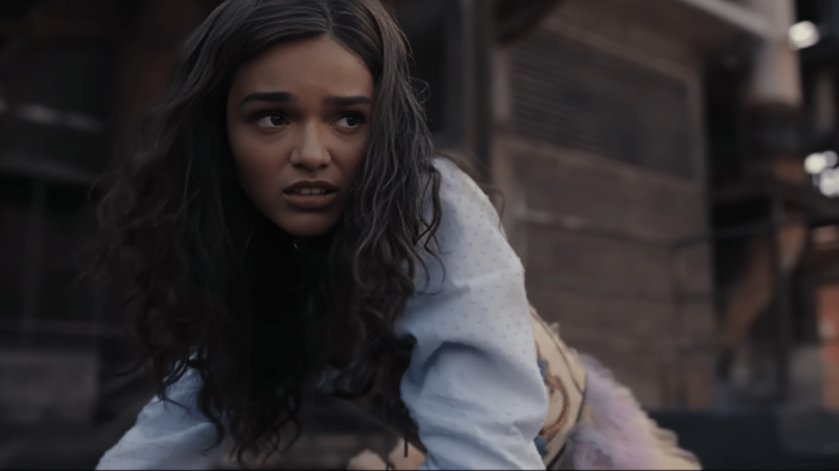 Fans Think Lenore Dove Is Related to Lucy Gray in The Hunger Games